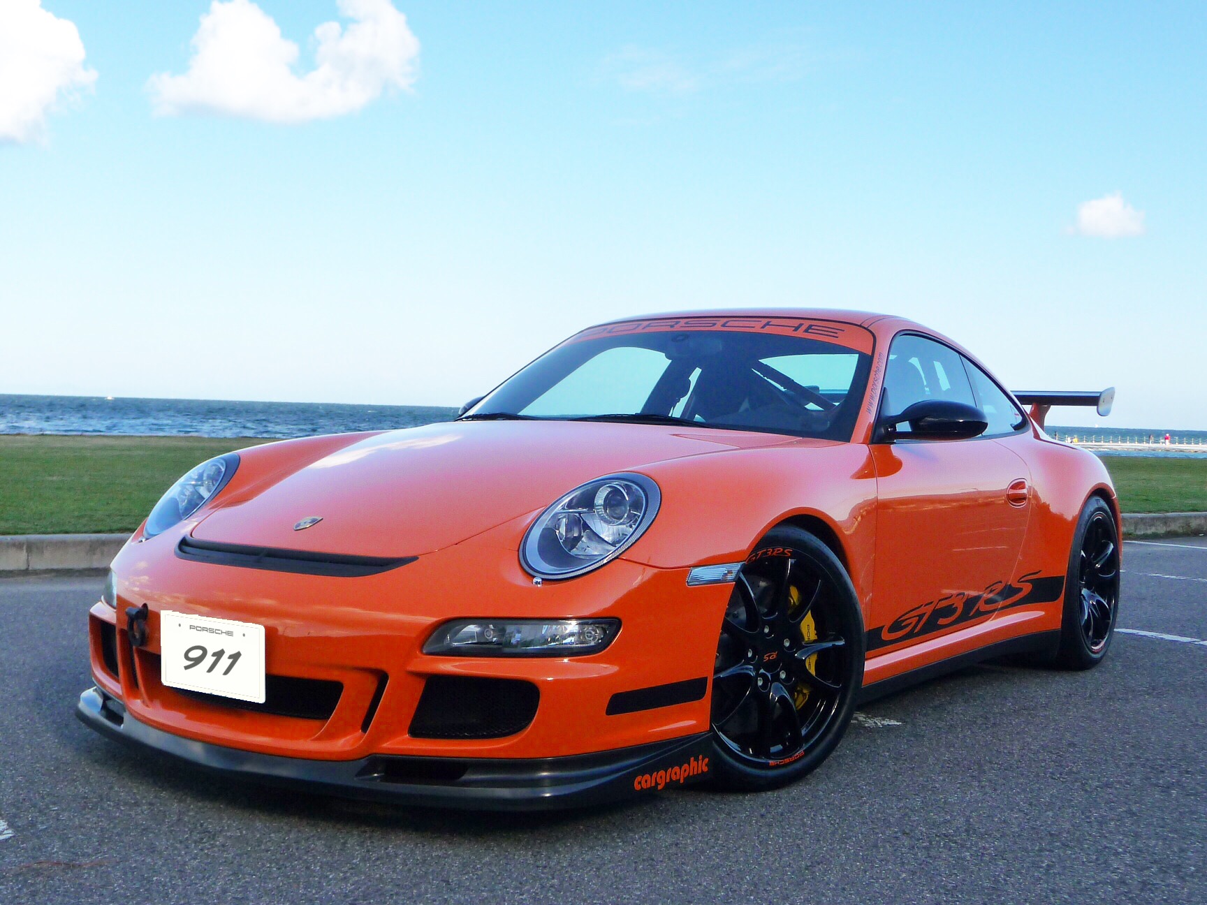 Interview with Mr. and Mrs. Porsche Owner｜Why did the wife approve of ...